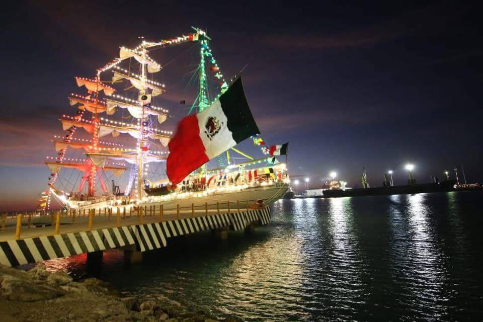 Visita del "Cuauhtémoc BE-01" en Progreso